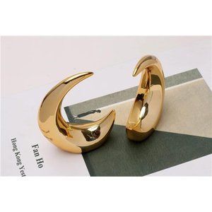 Accents | 2 Pieces Gold Small Animal Statue Moon Statue Decor Modern ...